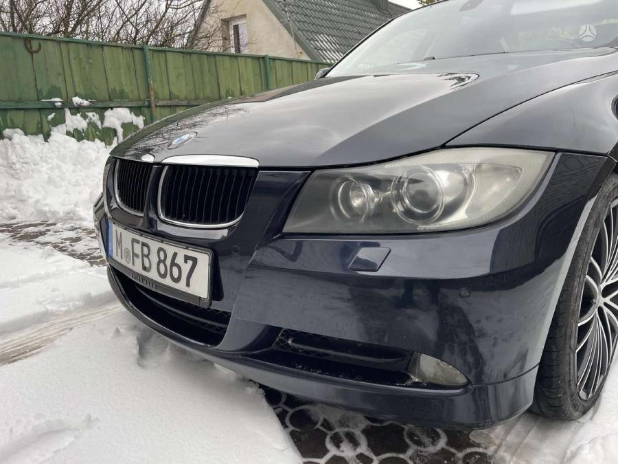 Blue BMW 320 2005 in Alytus, with an engine capacity of 2.00 L and mileage of 271 thousand km for 2950 €, photo 10 on AUTOMOTO.COM.LV