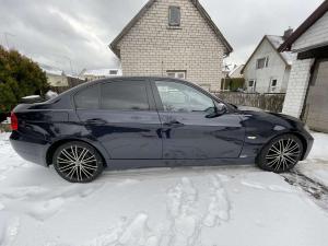 Blue BMW 320 2005 in Alytus, with an engine capacity of 2.00 L and mileage of 271 thousand km for 2950 €, photo 15 on AUTOMOTO.COM.LV