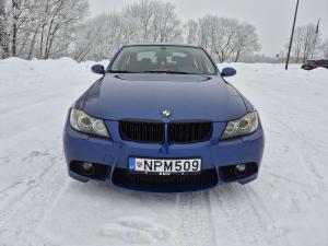 Blue BMW 320 2005 in Kedainiai, with an engine capacity of 2.00 L and mileage of 359 thousand km for 4200 €, photo 2 on AUTOMOTO.COM.LV
