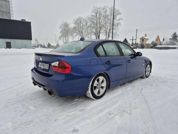 Blue BMW 320 2005 in Kedainiai, with an engine capacity of 2.00 L and mileage of 359 thousand km for 4200 €, photo 5 on AUTOMOTO.COM.LV