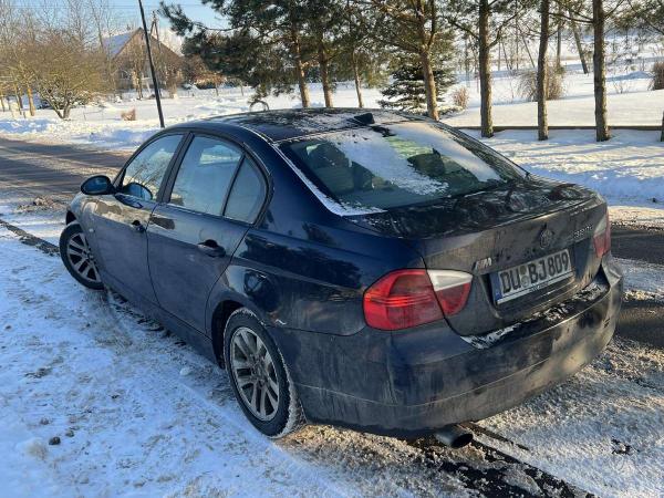 Blue BMW 320 2005 in Birstonas, with an engine capacity of 2.00 L and mileage of 300 thousand km for 2550 €, photo 4 on AUTOMOTO.COM.LV