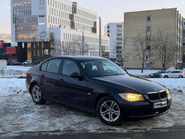 Blue BMW 320 2005 in Vilnius, with an engine capacity of 2.00 L and mileage of 271 thousand km for 1900 €, photo 1 on AUTOMOTO.COM.LV