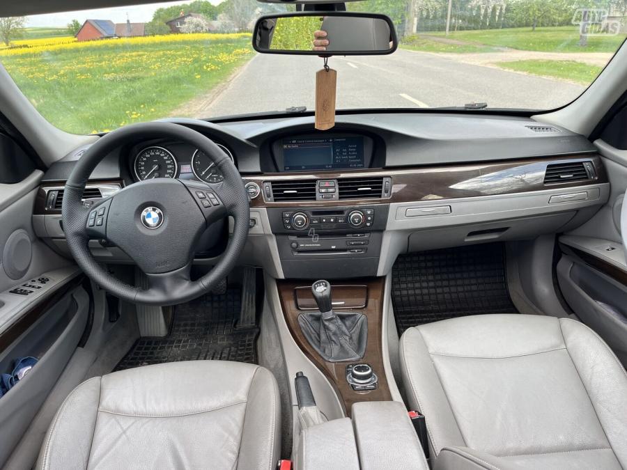 Blue BMW 320 2005 in Alytus, with an engine capacity of 2.00 L and mileage of 320 thousand km for 3150 €, photo 18 on AUTOMOTO.COM.LV
