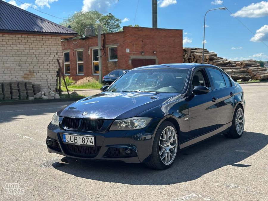 Blue BMW 320 2005 in Utena, with an engine capacity of 2.00 L and mileage of 305 thousand km for 3800 €, photo 3 on AUTOMOTO.COM.LV