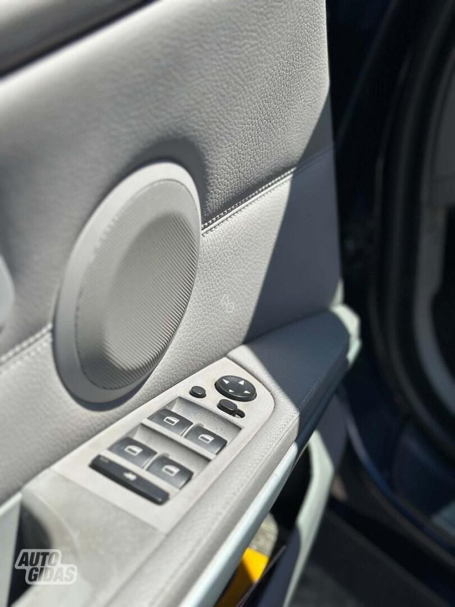 Blue BMW 320 2005 in Utena, with an engine capacity of 2.00 L and mileage of 305 thousand km for 3800 €, photo 12 on AUTOMOTO.COM.LV