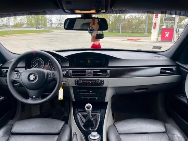 Zils BMW 320 2005 Rīga, ar dzinēja tilpumu 2.00 L un nobraukumu 0 tūkst. km par 5800 €, foto 6 vietnē AUTOMOTO.COM.LV