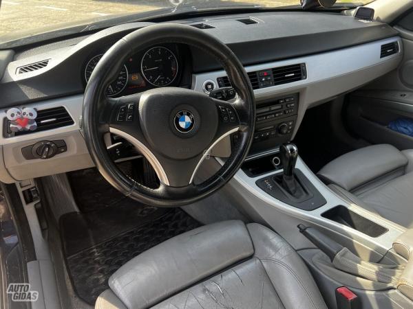 Blue BMW 320 2005 in Mazeikiai, with an engine capacity of 2.00 L and mileage of 294 thousand km for 2000 €, photo 8 on AUTOMOTO.COM.LV