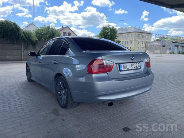 Blue BMW 320 2005 in Daugavpils, with an engine capacity of 2.00 L and mileage of 400 thousand km for 4000 €, photo 4 on AUTOMOTO.COM.LV
