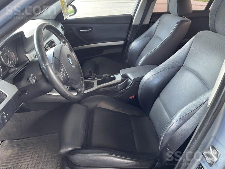 Zils BMW 320 2005 Daugavpils, ar dzinēja tilpumu 2.00 L un nobraukumu 400 tūkst. km par 4000 €, foto 7 vietnē AUTOMOTO.COM.LV