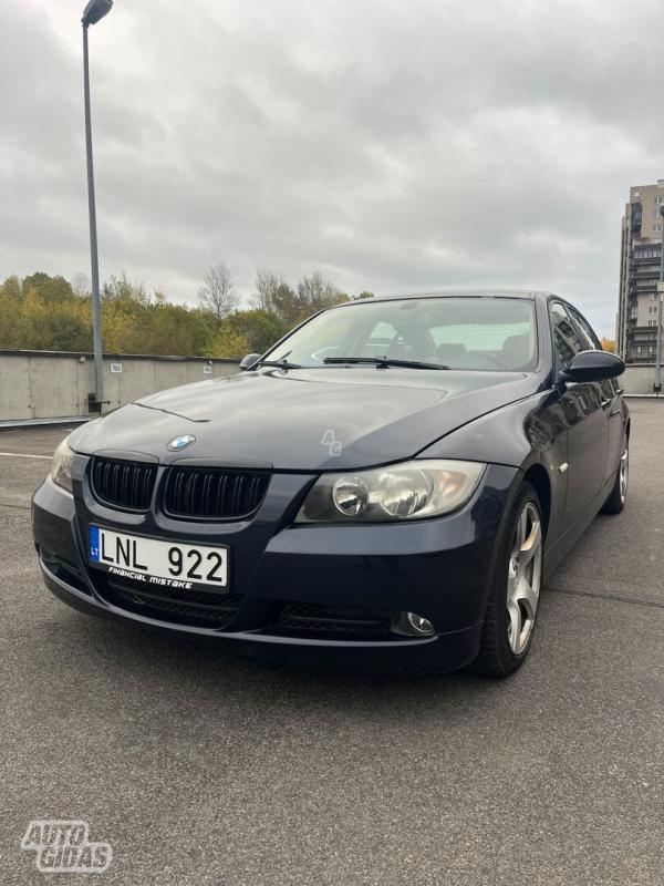 Zils BMW 320 2005 Viļņa, ar dzinēja tilpumu 2.00 L un nobraukumu 379 tūkst. km par 2800 €, foto 1 vietnē AUTOMOTO.COM.LV