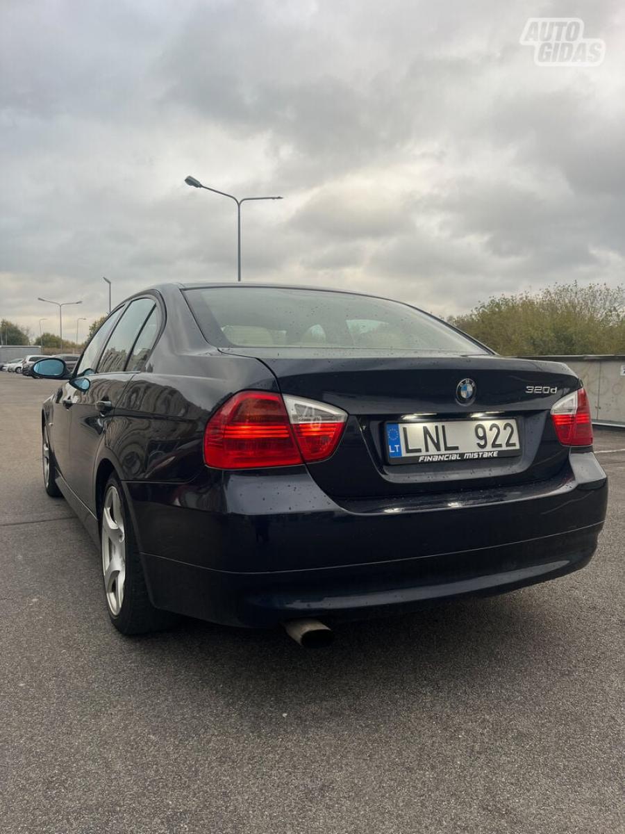 Blue BMW 320 2005 in Vilnius, with an engine capacity of 2.00 L and mileage of 379 thousand km for 2800 €, photo 5 on AUTOMOTO.COM.LV