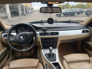 Blue BMW 320 2005 in Vilnius, with an engine capacity of 2.00 L and mileage of 379 thousand km for 2800 €, photo 6 on AUTOMOTO.COM.LV