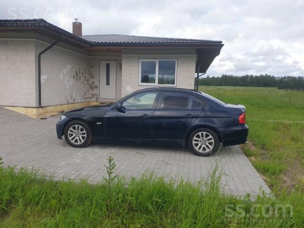 Zils BMW 320 2006 Rīga, ar dzinēja tilpumu 2.00 L un nobraukumu 323 tūkst. km par 1250 €, foto 3 vietnē AUTOMOTO.COM.LV