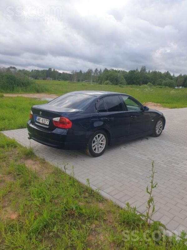 Zils BMW 320 2006 Rīga, ar dzinēja tilpumu 2.00 L un nobraukumu 323 tūkst. km par 1250 €, foto 6 vietnē AUTOMOTO.COM.LV
