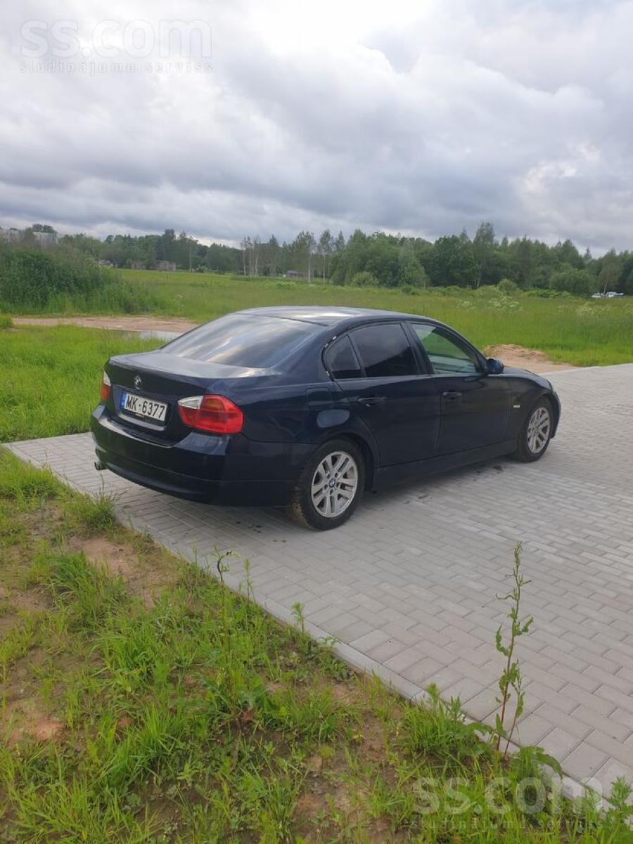 Zils BMW 320 2006 Rīga, ar dzinēja tilpumu 2.00 L un nobraukumu 323 tūkst. km par 1250 €, foto 6 vietnē AUTOMOTO.COM.LV