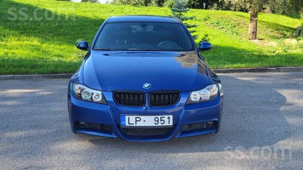 Blue BMW 320 2006 in Riga, with an engine capacity of 2.00 L and mileage of 298 thousand km for 4250 €, photo 2 on AUTOMOTO.COM.LV
