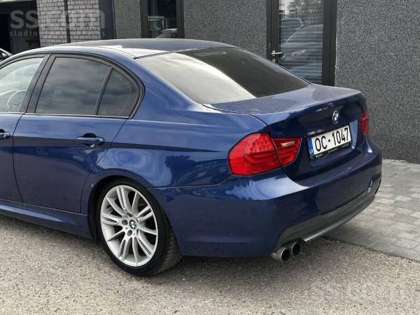 Zils BMW 320 2006 Rīga, ar dzinēja tilpumu 2.00 L un nobraukumu 0 tūkst. km par 2800 €, foto 5 vietnē AUTOMOTO.COM.LV