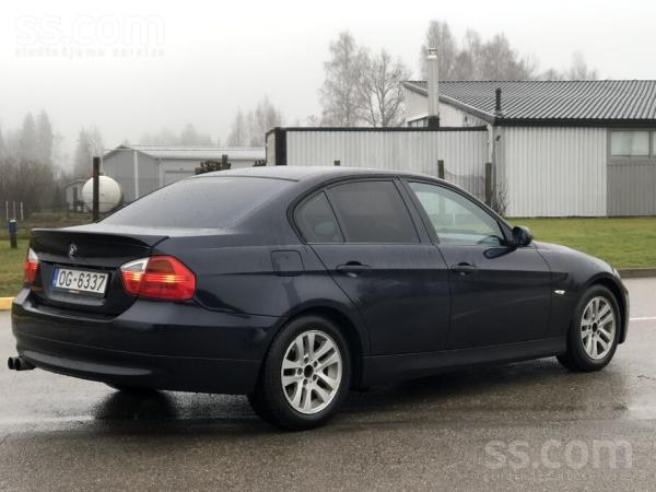 Blue BMW 320 2006 in Cesis, with an engine capacity of 2.00 L and mileage of 0 thousand km for 2990 €, photo 3 on AUTOMOTO.COM.LV
