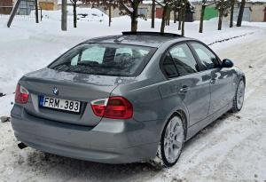 Zils BMW 320 2006 Radviliškis, ar dzinēja tilpumu 2.00 L un nobraukumu 340 tūkst. km par 3400 €, foto 4 vietnē AUTOMOTO.COM.LV