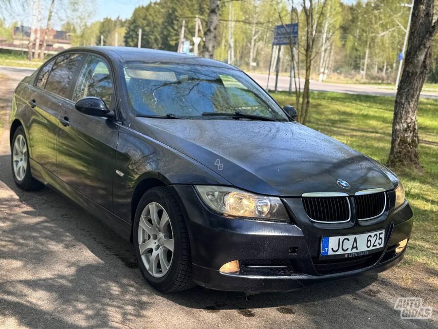 Синий БМВ 320 2006 в Шальчининкай, объемом двигателя 2.00 л и пробегом 46 тыс. км за 1900 €, фото 1 на AUTOMOTO.COM.LV