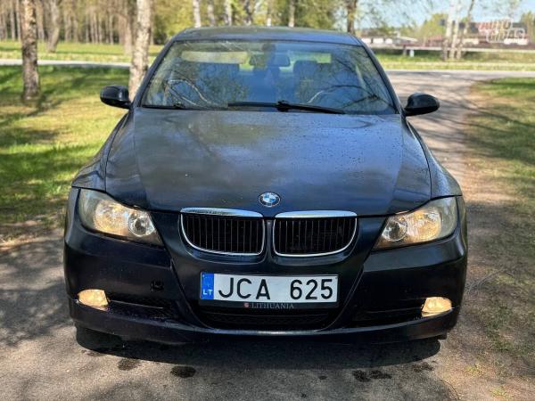 Zils BMW 320 2006 Šalčininkai, ar dzinēja tilpumu 2.00 L un nobraukumu 46 tūkst. km par 1900 €, foto 2 vietnē AUTOMOTO.COM.LV