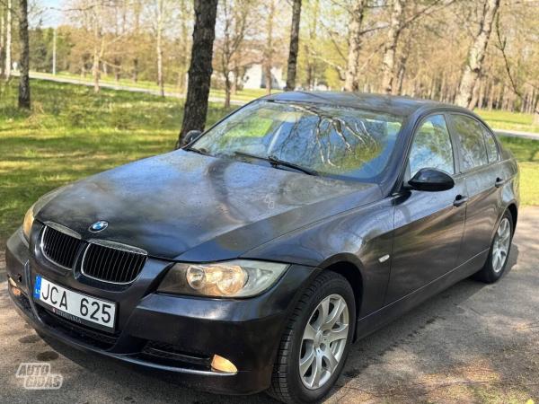 Zils BMW 320 2006 Šalčininkai, ar dzinēja tilpumu 2.00 L un nobraukumu 46 tūkst. km par 1900 €, foto 3 vietnē AUTOMOTO.COM.LV
