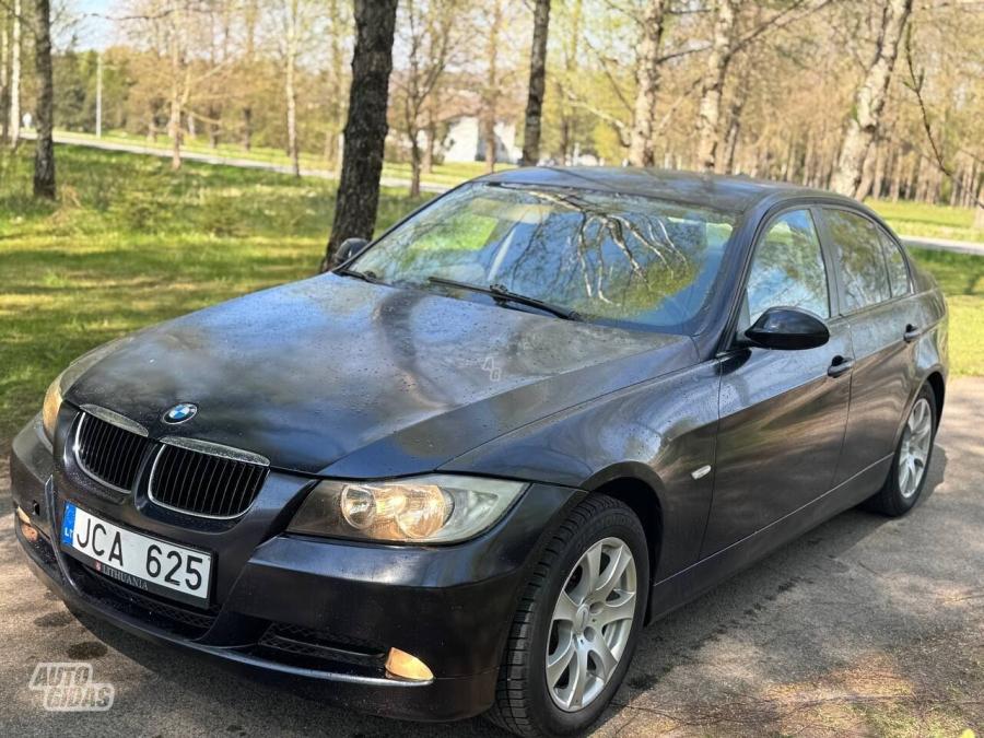 Синий БМВ 320 2006 в Шальчининкай, объемом двигателя 2.00 л и пробегом 46 тыс. км за 1900 €, фото 4 на AUTOMOTO.COM.LV