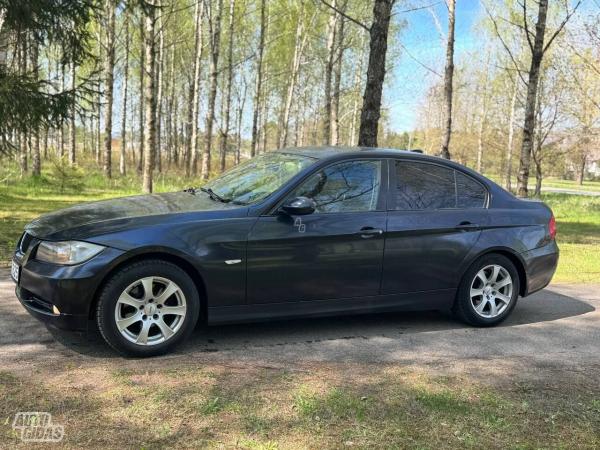 Zils BMW 320 2006 Šalčininkai, ar dzinēja tilpumu 2.00 L un nobraukumu 46 tūkst. km par 1900 €, foto 4 vietnē AUTOMOTO.COM.LV