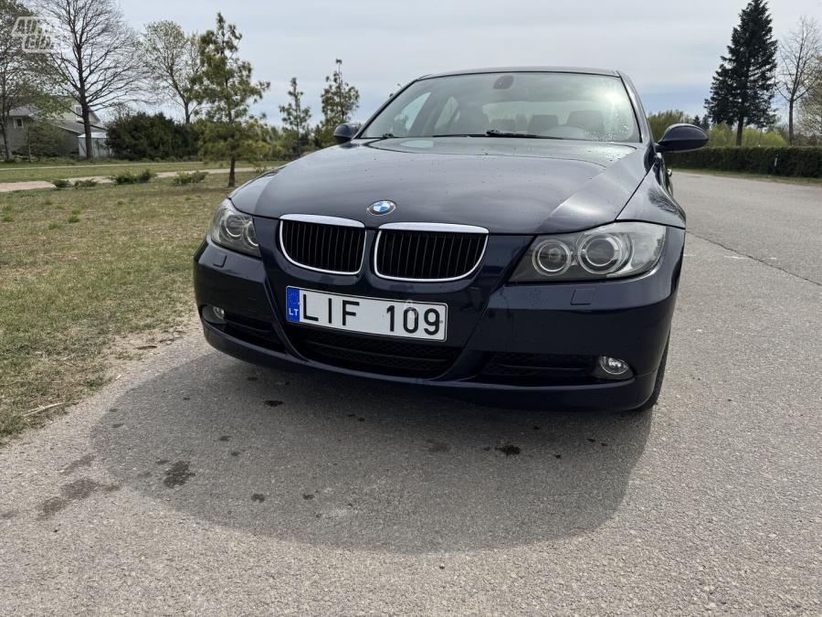 Blue BMW 320 2006 in Silale, with an engine capacity of 2.00 L and mileage of 290 thousand km for 4200 €, photo 3 on AUTOMOTO.COM.LV