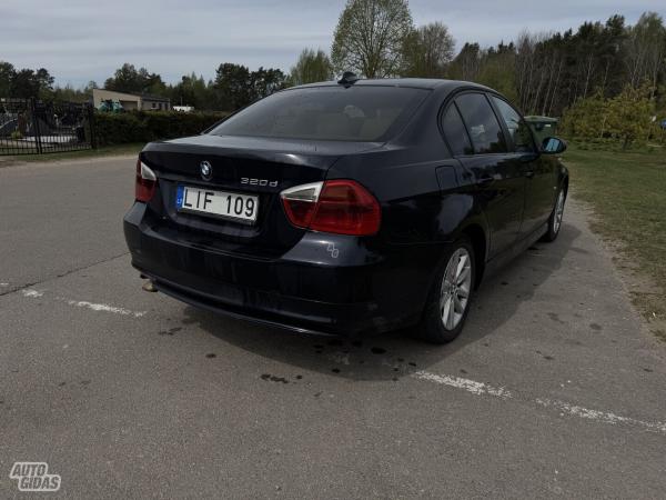 Blue BMW 320 2006 in Silale, with an engine capacity of 2.00 L and mileage of 290 thousand km for 4200 €, photo 6 on AUTOMOTO.COM.LV