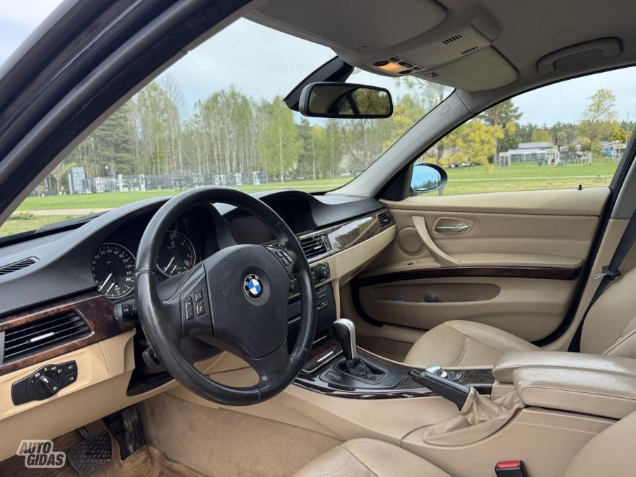 Blue BMW 320 2006 in Silale, with an engine capacity of 2.00 L and mileage of 290 thousand km for 4200 €, photo 11 on AUTOMOTO.COM.LV