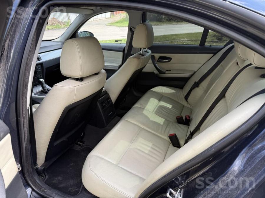 Blue BMW 320 2006 in Riga, with an engine capacity of 2.00 L and mileage of 435 thousand km for 2600 €, photo 6 on AUTOMOTO.COM.LV