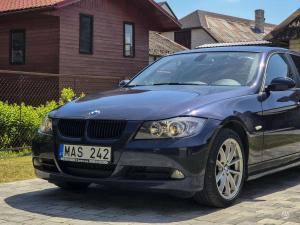 Blue BMW 320 2006 in Vilnius, with an engine capacity of 2.00 L and mileage of 417 thousand km for 3500 €, photo 6 on AUTOMOTO.COM.LV