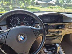 Blue BMW 320 2006 in Vilnius, with an engine capacity of 2.00 L and mileage of 417 thousand km for 3500 €, photo 15 on AUTOMOTO.COM.LV