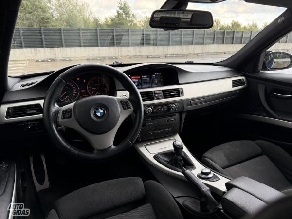Blue BMW 320 2006 in Vilnius, with an engine capacity of 2.00 L and mileage of 336 thousand km for 4700 €, photo 7 on AUTOMOTO.COM.LV