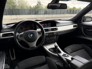 Zils BMW 320 2006 Viļņa, ar dzinēja tilpumu 2.00 L un nobraukumu 336 tūkst. km par 4700 €, foto 8 vietnē AUTOMOTO.COM.LV