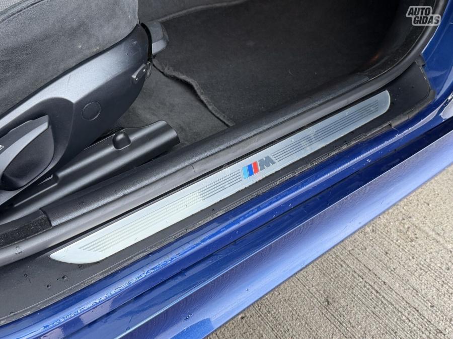 Zils BMW 320 2006 Viļņa, ar dzinēja tilpumu 2.00 L un nobraukumu 336 tūkst. km par 4700 €, foto 14 vietnē AUTOMOTO.COM.LV