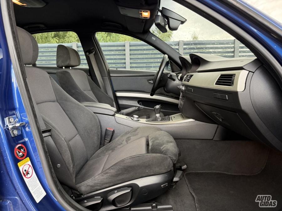 Zils BMW 320 2006 Viļņa, ar dzinēja tilpumu 2.00 L un nobraukumu 336 tūkst. km par 4700 €, foto 15 vietnē AUTOMOTO.COM.LV