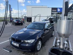Blue BMW 320 2006 in Vilnius, with an engine capacity of 2.00 L and mileage of 410 thousand km for 2900 €, photo 5 on AUTOMOTO.COM.LV