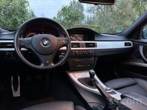 Blue BMW 320 2006 in Tukums, with an engine capacity of 2.00 L and mileage of 363 thousand km for 5990 €, photo 12 on AUTOMOTO.COM.LV