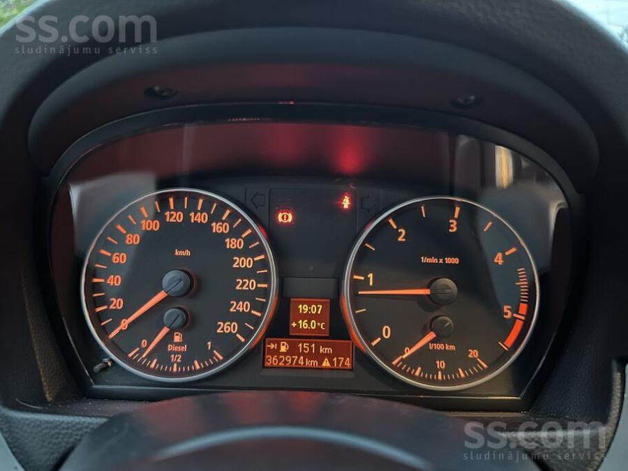 Blue BMW 320 2006 in Tukums, with an engine capacity of 2.00 L and mileage of 363 thousand km for 5990 €, photo 19 on AUTOMOTO.COM.LV
