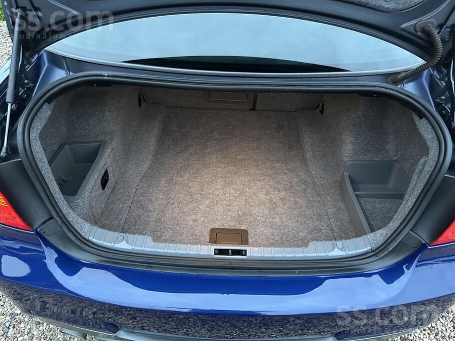 Blue BMW 320 2006 in Tukums, with an engine capacity of 2.00 L and mileage of 363 thousand km for 5990 €, photo 27 on AUTOMOTO.COM.LV