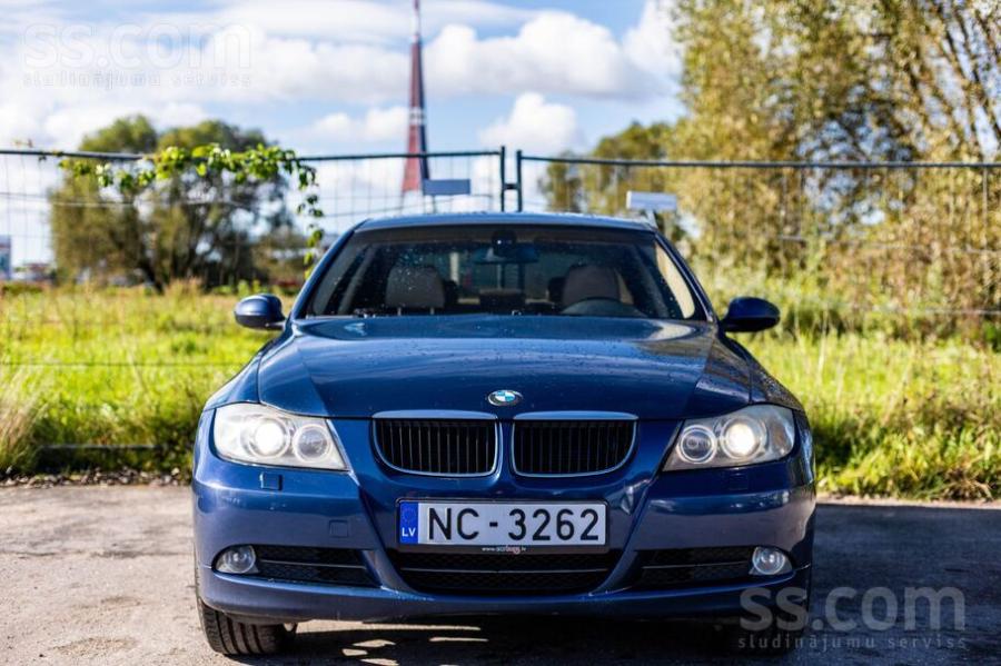 Blue BMW 320 2006 in Riga, with an engine capacity of 2.00 L and mileage of 150 thousand km for 4790 €, photo 4 on AUTOMOTO.COM.LV