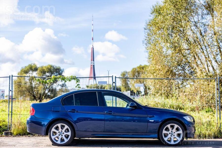 Blue BMW 320 2006 in Riga, with an engine capacity of 2.00 L and mileage of 150 thousand km for 4790 €, photo 6 on AUTOMOTO.COM.LV