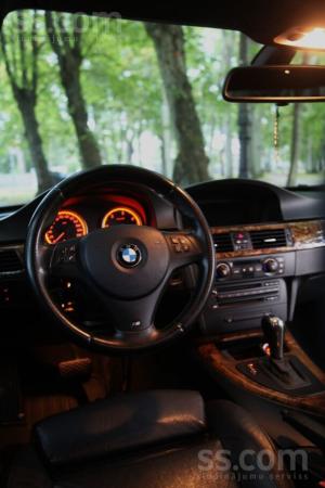 Zils BMW 320 2006 Liepāja, ar dzinēja tilpumu 2.00 L un nobraukumu 378 tūkst. km par 4600 €, foto 5 vietnē AUTOMOTO.COM.LV