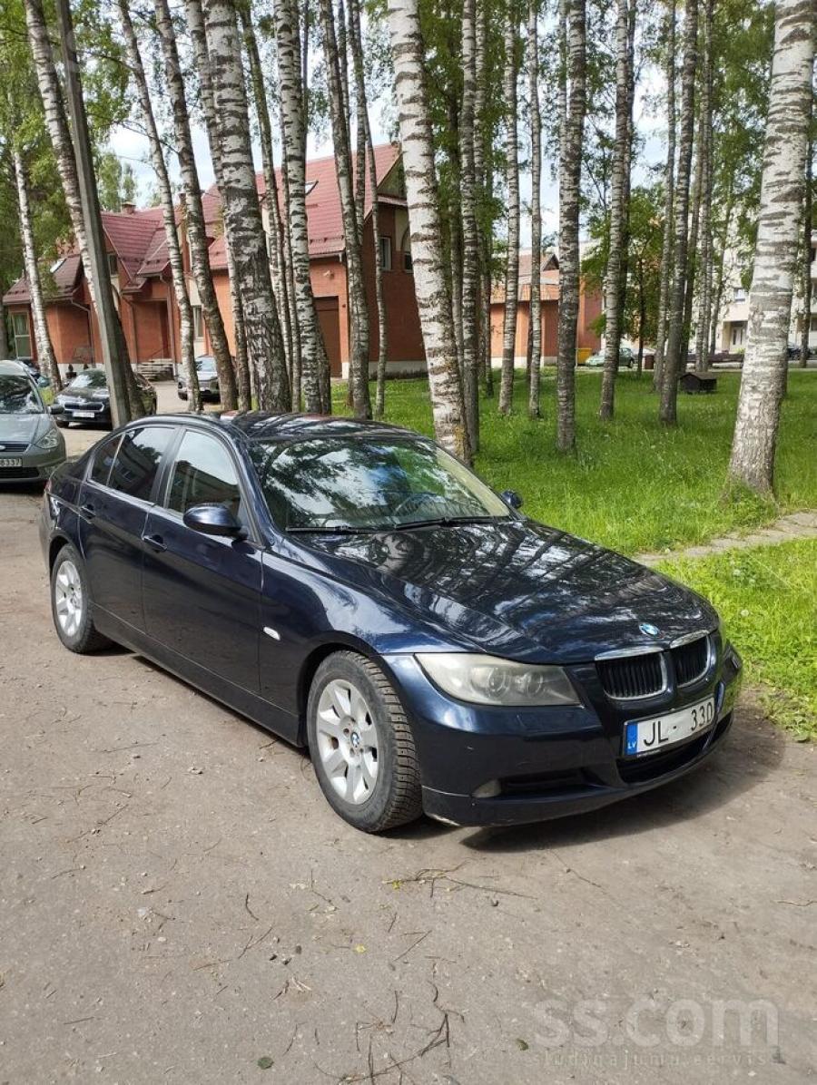 Blue BMW 320 2007 in Riga, with an engine capacity of 2.00 L and mileage of 350 thousand km for 3100 €, photo 4 on AUTOMOTO.COM.LV