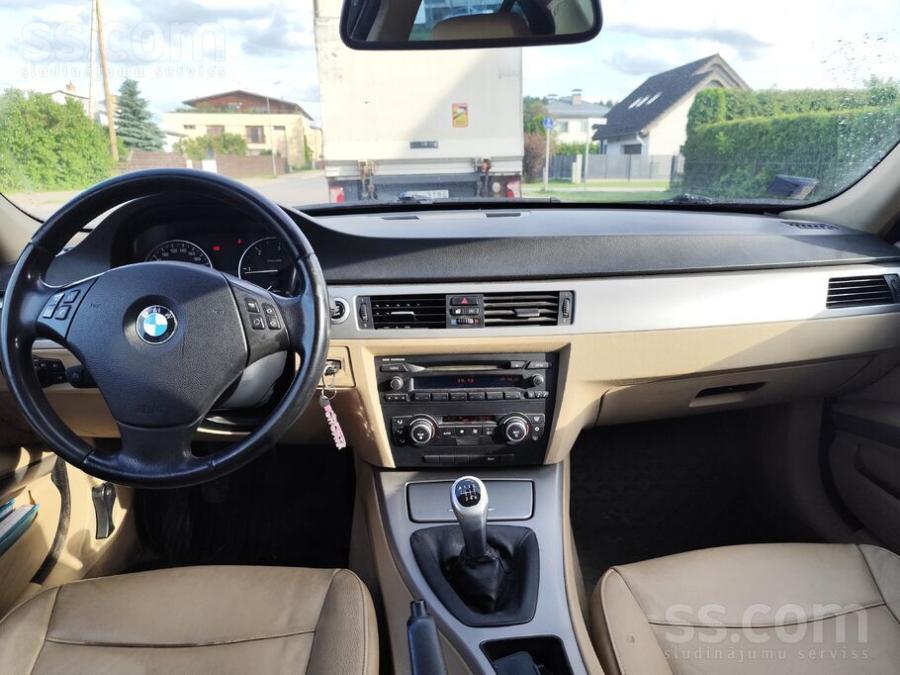Blue BMW 320 2007 in Riga, with an engine capacity of 2.00 L and mileage of 350 thousand km for 3100 €, photo 6 on AUTOMOTO.COM.LV