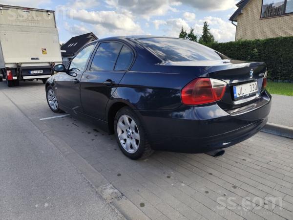 Синий БМВ 320 2007 в Рига, объемом двигателя 2.00 л и пробегом 350 тыс. км за 3100 €, фото 9 на AUTOMOTO.COM.LV