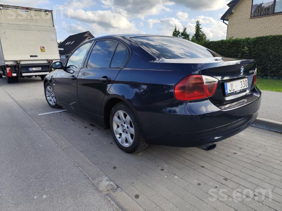 Blue BMW 320 2007 in Riga, with an engine capacity of 2.00 L and mileage of 350 thousand km for 3100 €, photo 10 on AUTOMOTO.COM.LV