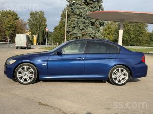 Zils BMW 320 2007 Ogre, ar dzinēja tilpumu 2.00 L un nobraukumu 328 tūkst. km par 4100 €, foto 24 vietnē AUTOMOTO.COM.LV